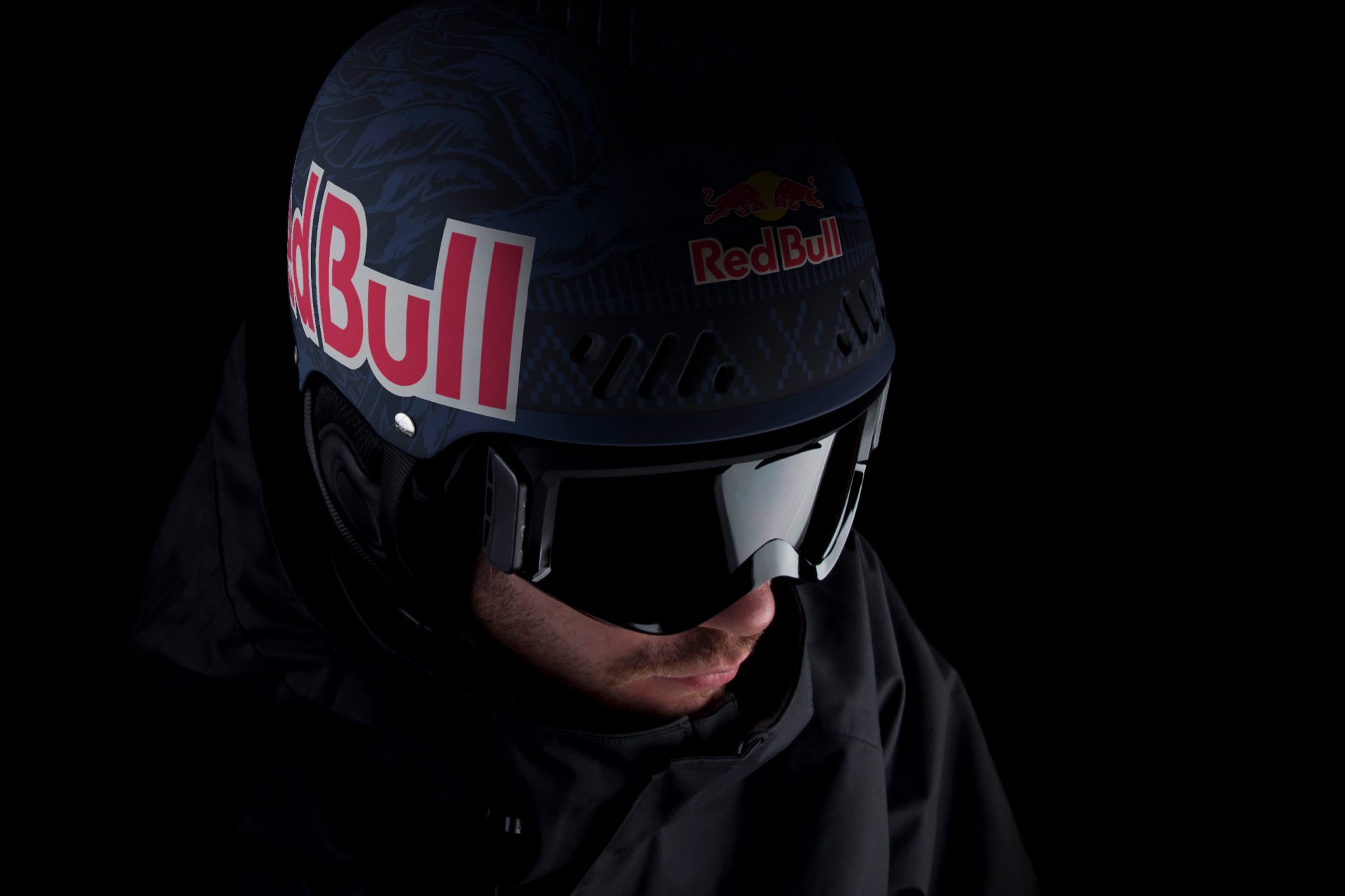 Red Bull Signature Helmets – Column
