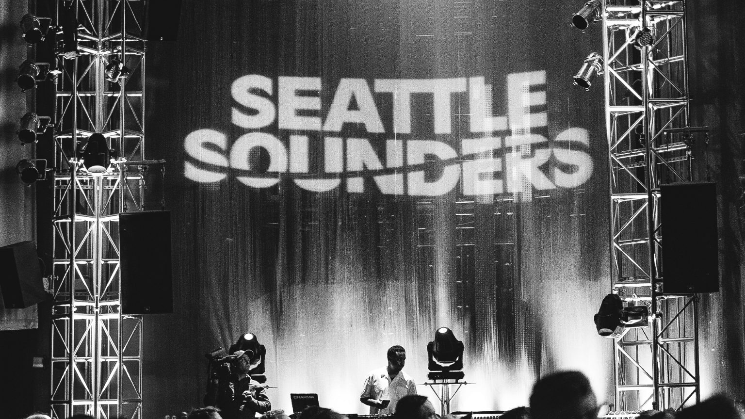 Seattle Sounders Identity – Column
